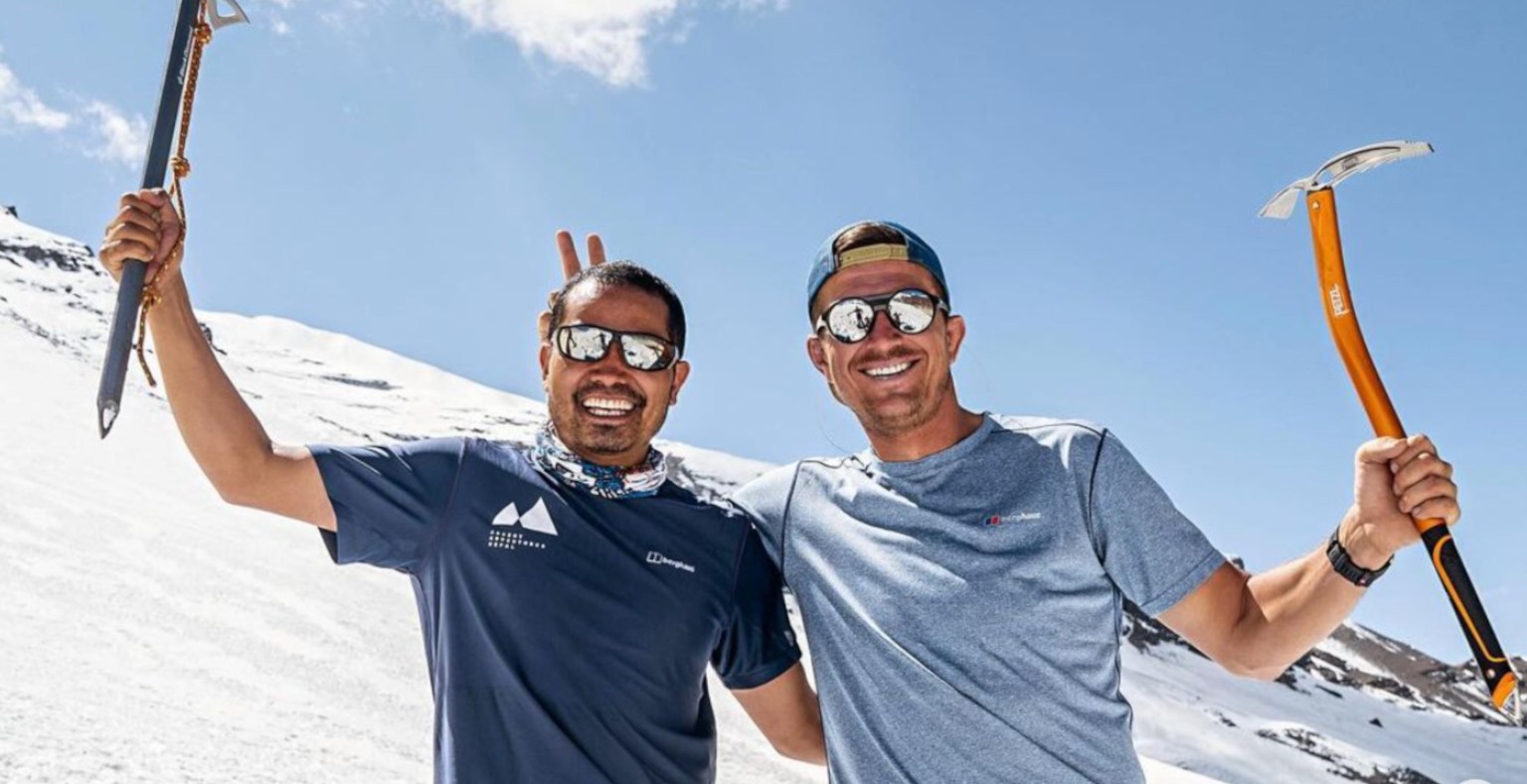 British Rugby Player, Paralyzed In Pool Accident, Becomes Mountain ...