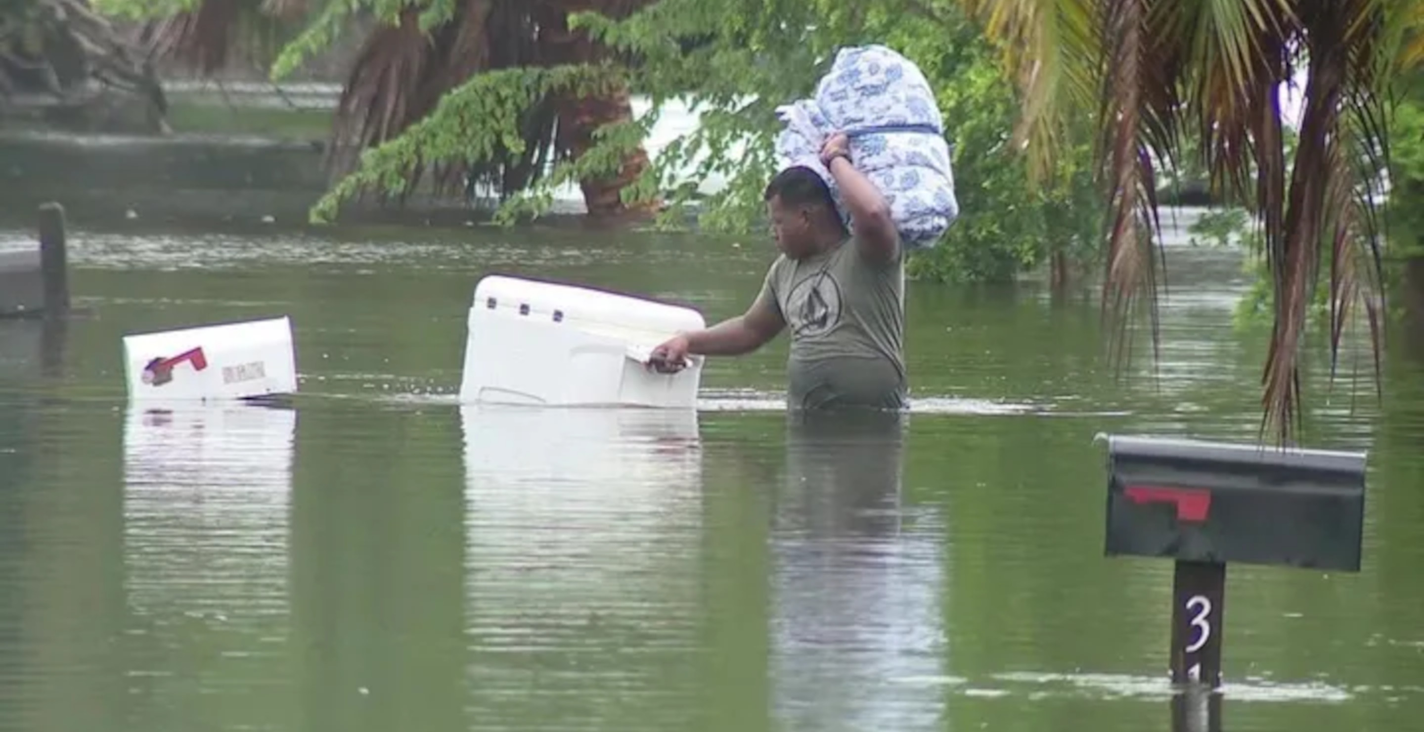 Florida Residents Are Up To Their Waists In Water As Hurricane Debby ...