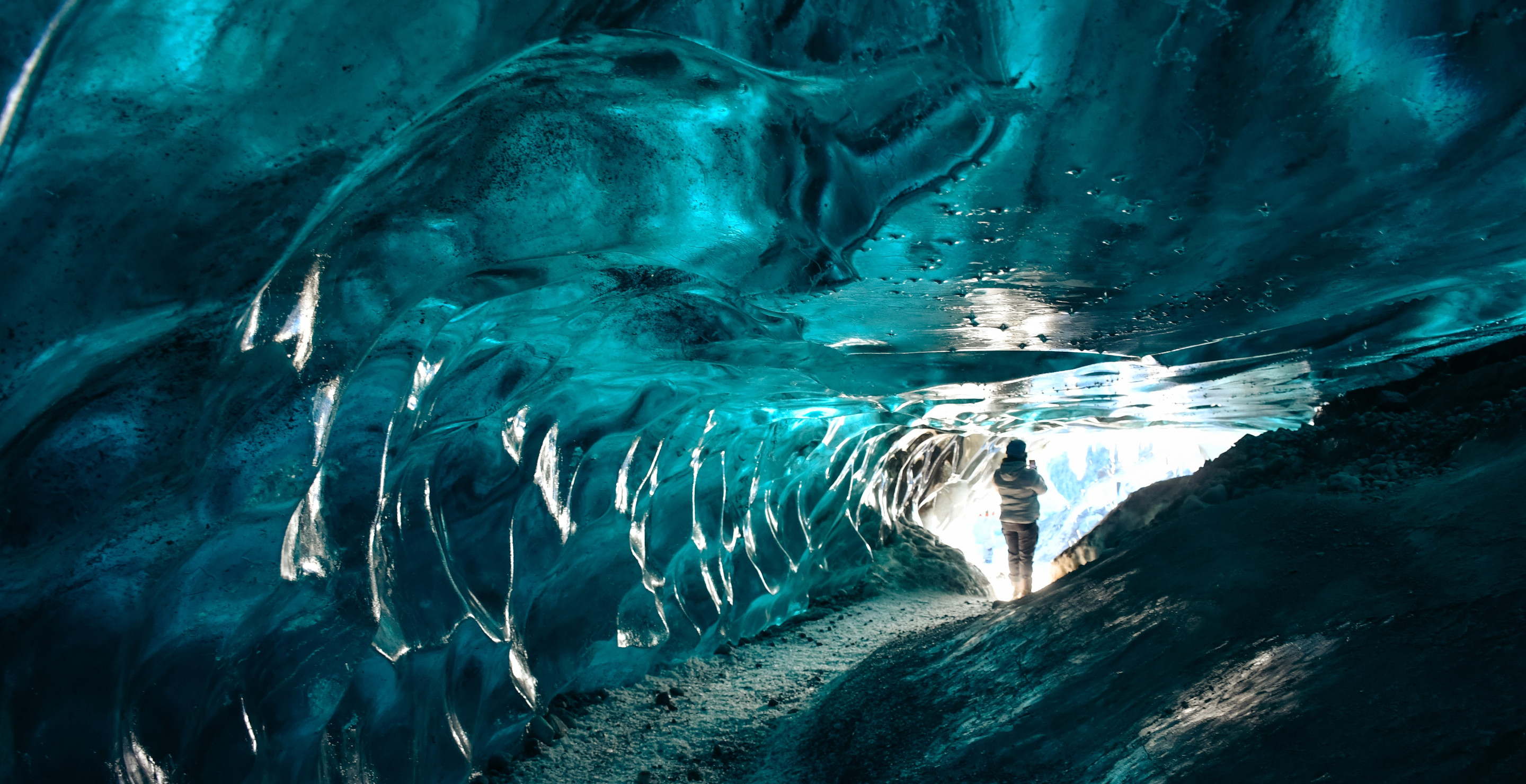 One Person Is Dead And Two Missing After Ice Cave Collapse During ...