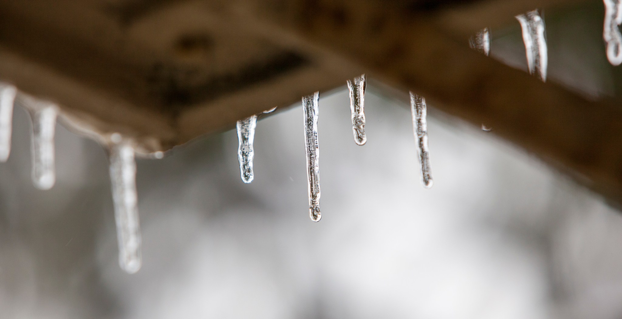 Two Teen Brothers Rather Live On Freezing Porch In Middle Of Winter ...