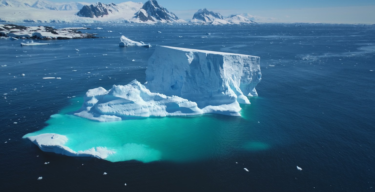 Scientists Ring Alarm Bells That World's Biggest Iceberg Is On ...