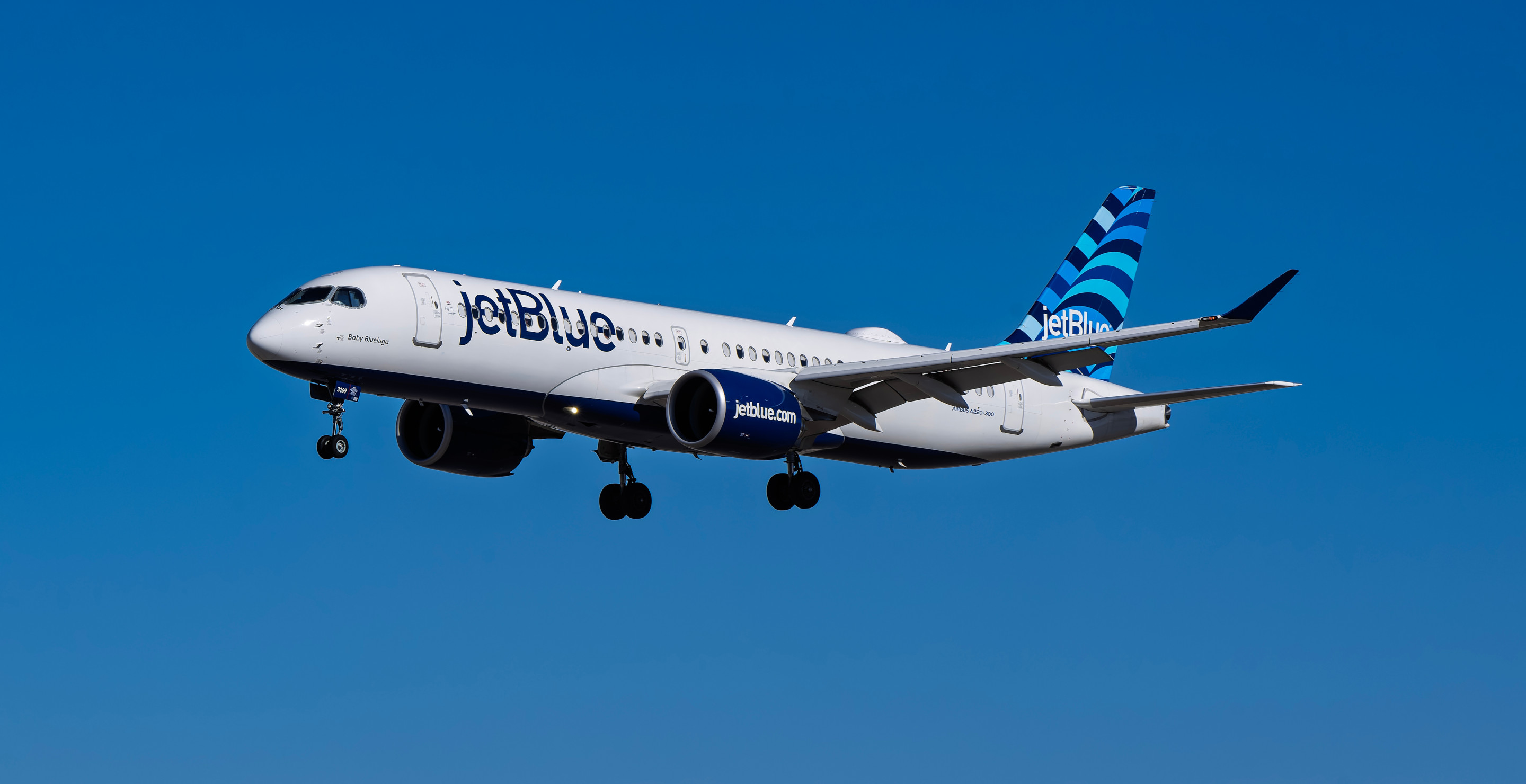 Shocked JetBlue Passengers Claim Airlines Kicked Them Out Of Airport In ...