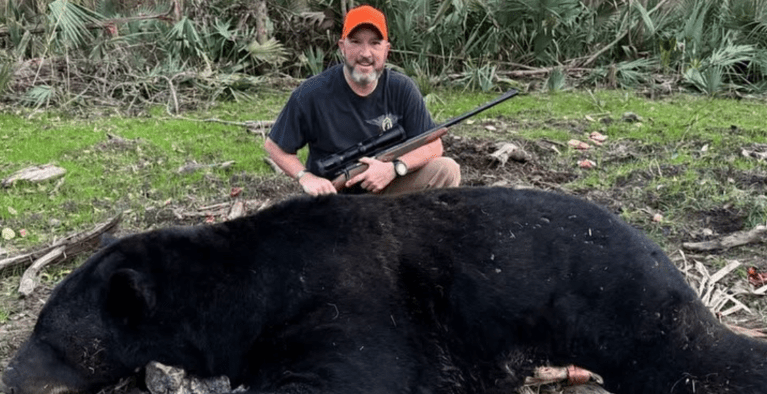 Purple Heart Vet Takes Down 700 Pound Bear - Wide Open Spaces