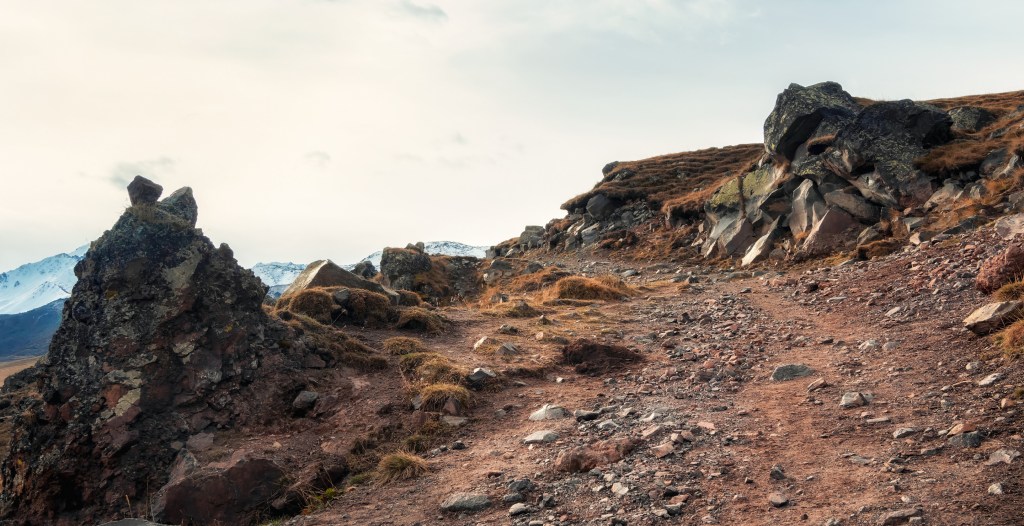 Runner Speaks Out About Falling More Than 200 Feet Off Cliff During ...