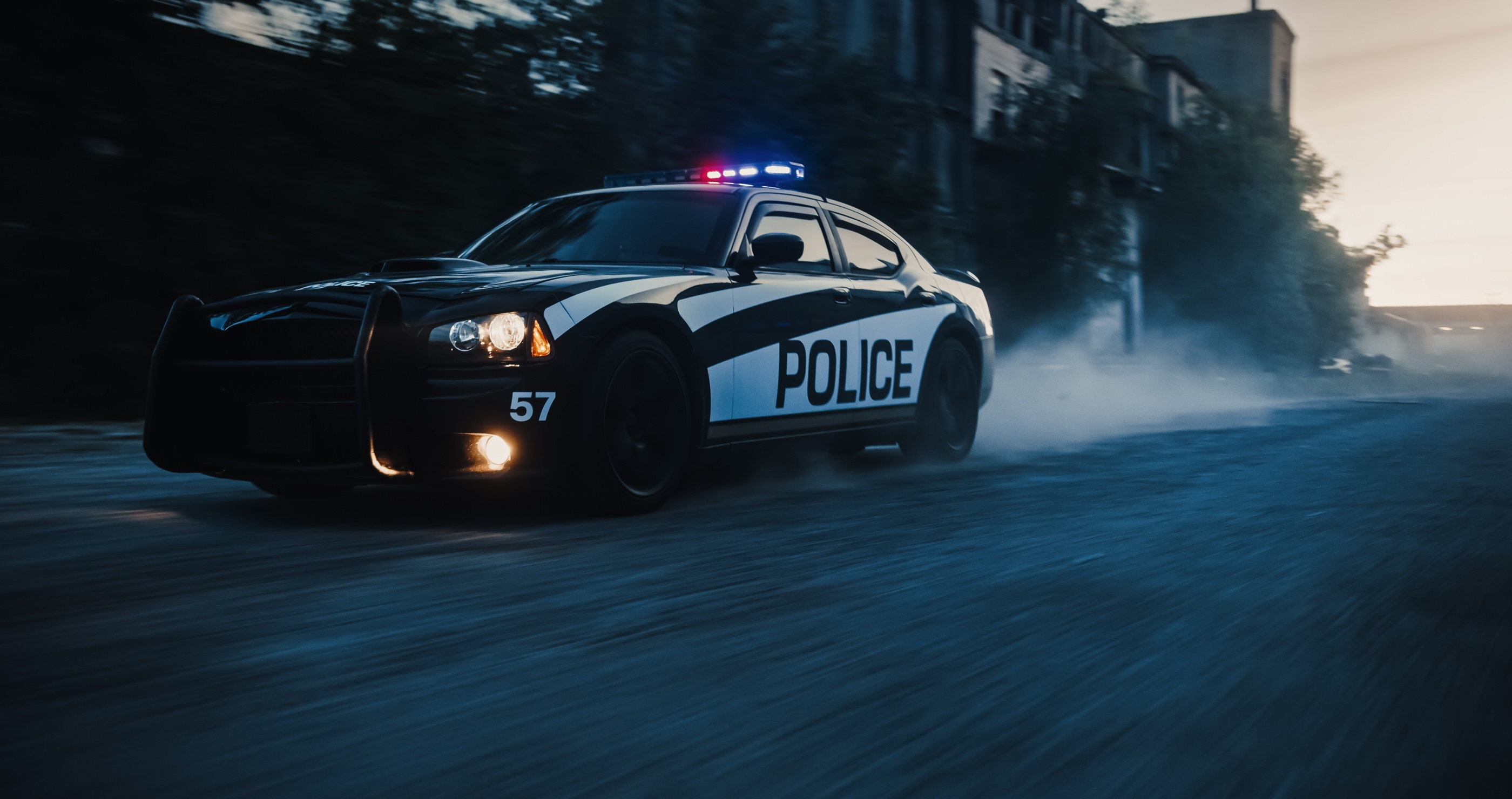 Female Traveler Reveals How Hostel Red Flag Led To Tense Encounter With ...