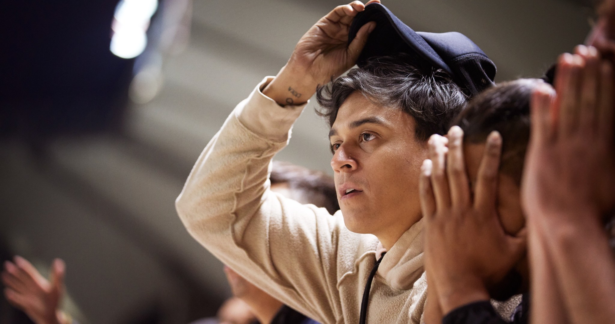 JetBlue Passengers Receive Unexpected Striptease While Boarding Plane ...