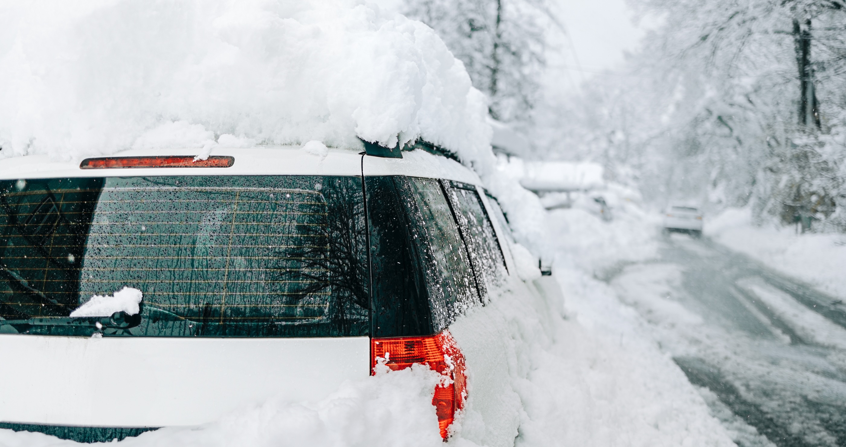 People Rage At Rhode Island Driver Who Drove With A Mountain Of Snow ...